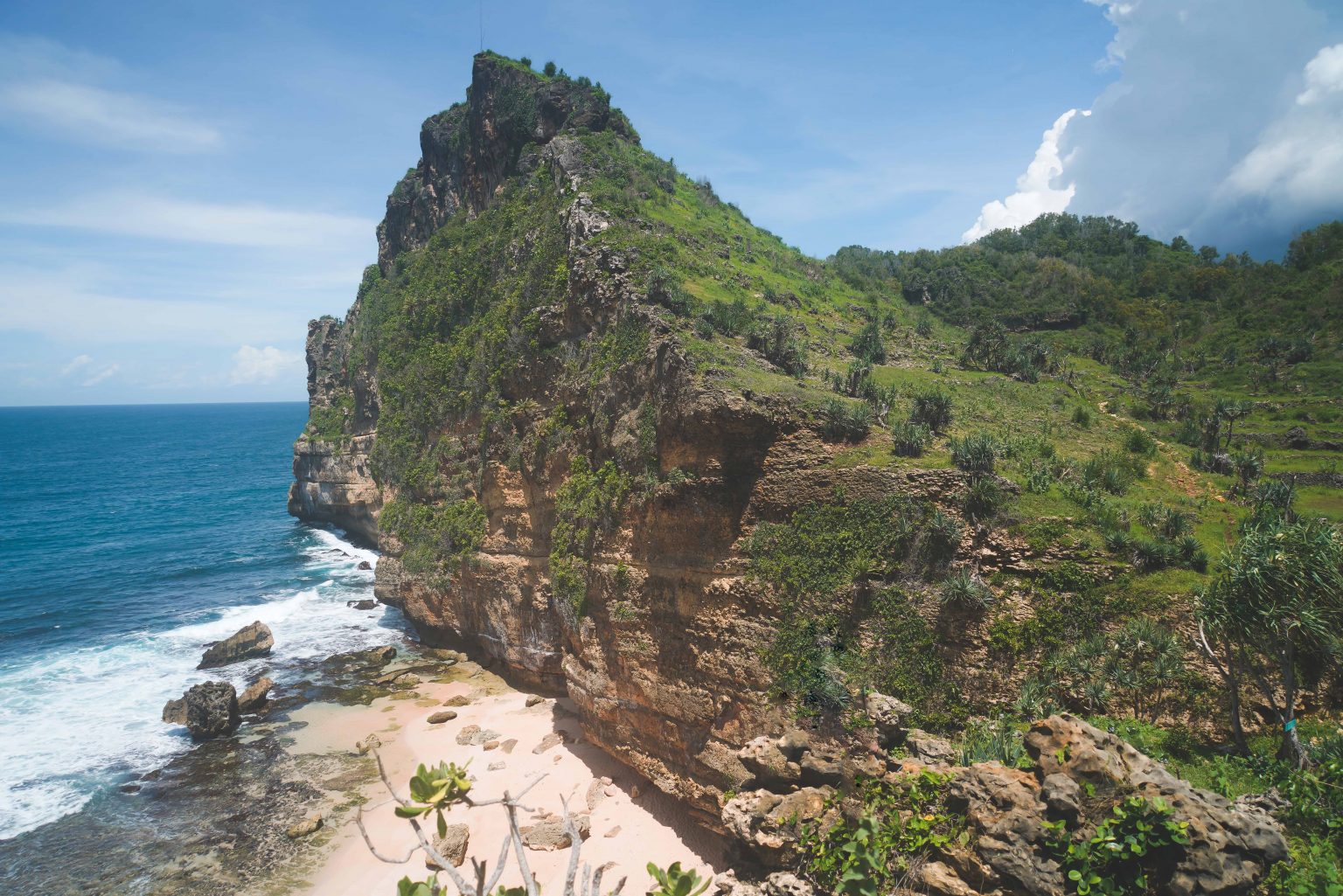 Beautiful Pictures of Wonogiri, Indonesia - Travel Tomorrow