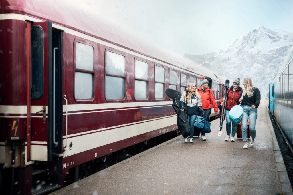 Ski Express night train to connect Amsterdam with the Austrian Alps ...