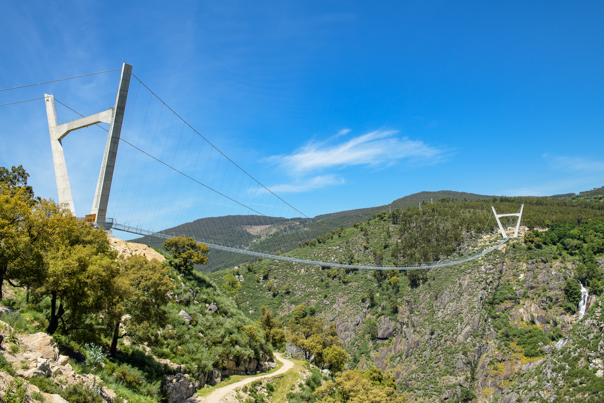 Portugal's Arouca 516 is the world’s longest pedestrian suspension ...
