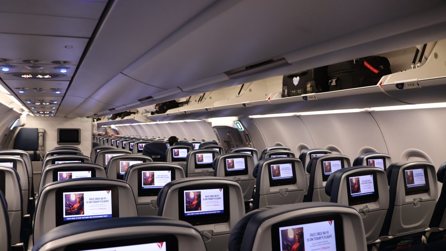 Delta under investigation after flight passengers report bloody ears ...